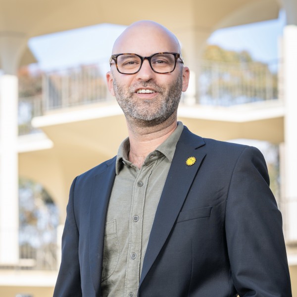 Faculty Profiles | Department of Physics