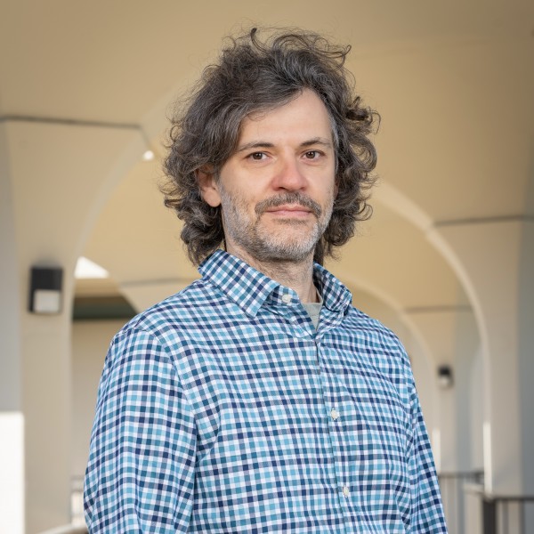 Faculty Profiles | Department of Physics